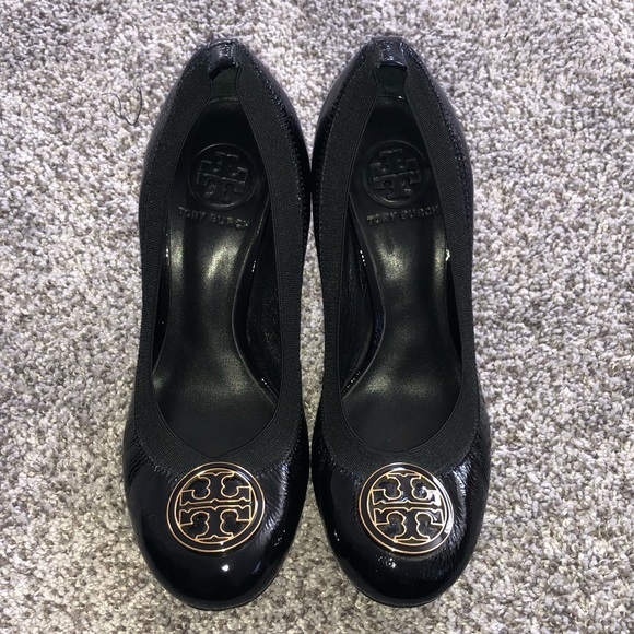 Tory Burch | Shoes | Euc Tory Burch Caroline Patent Leather Pump | Poshmark